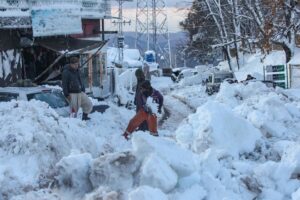 Rain In Rawalpindi And Islamabad, Snowfall Continues In Murree - NTN News